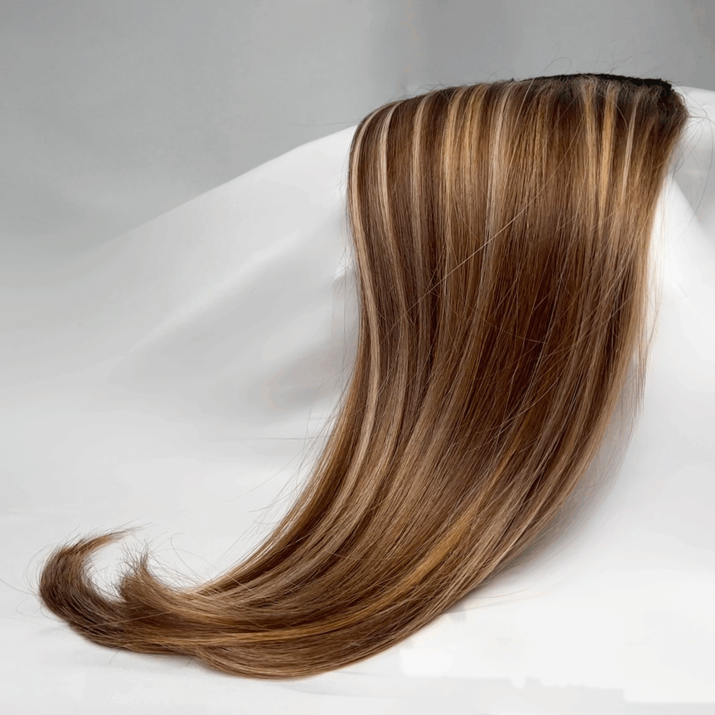 Pre-Loved Russian 16 Inch Mixed Coloured Weft - Dianne Marshall
